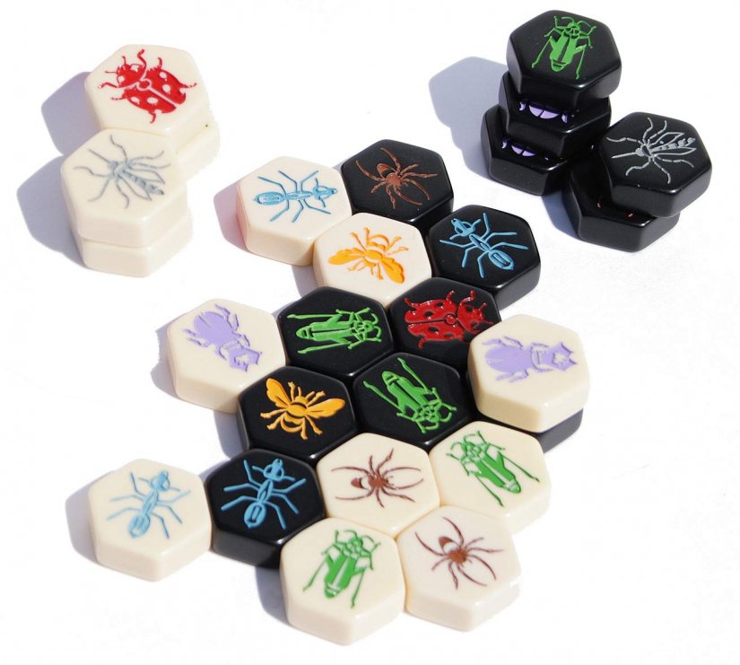 Jugamos a HIVE el juego estratégico de insectos